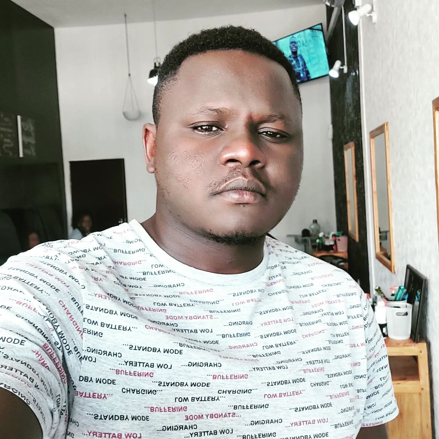 9 anos depois longe dos fãs, Arcell volta com novo vídeo "Dá me a tua ...