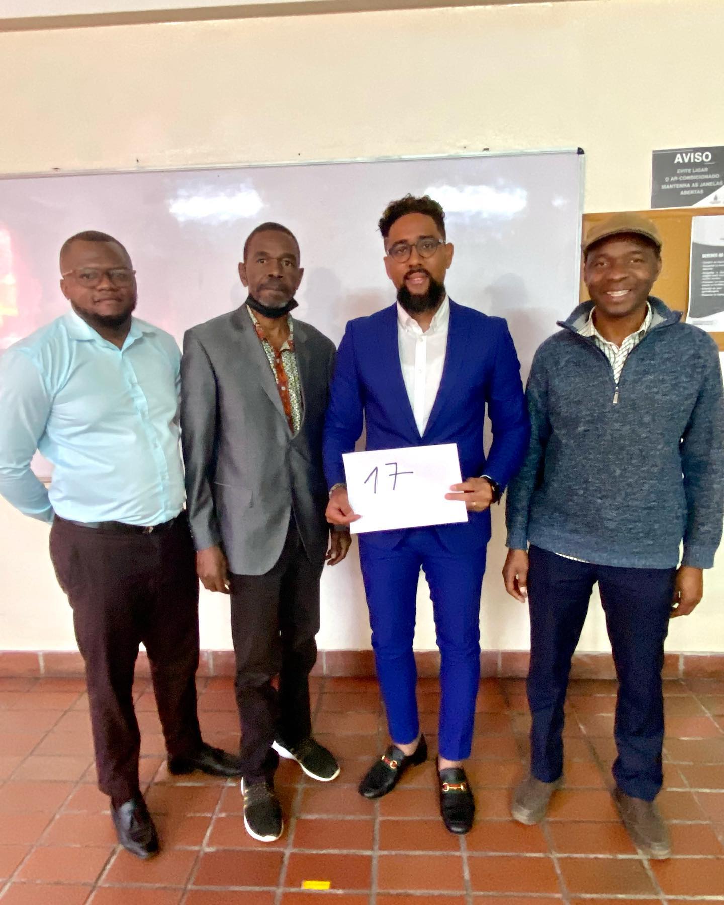 DJ Faya termina a sua licenciatura em Ciências da Comunicação com 17 ...