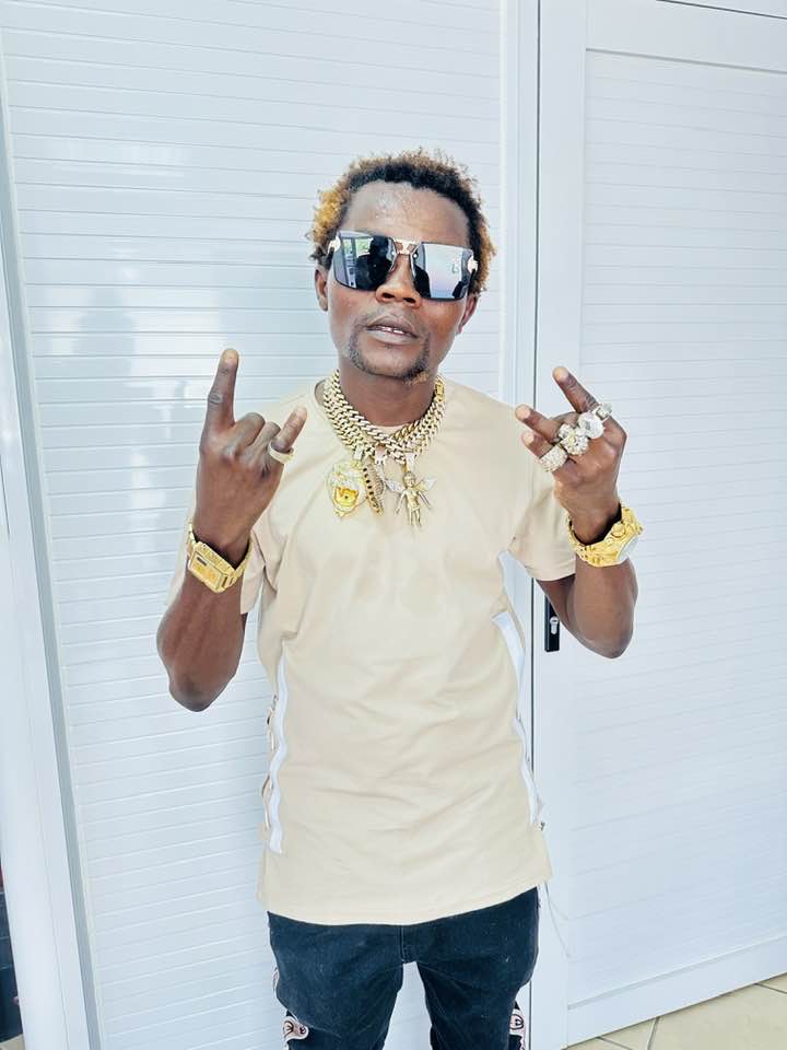 Biografia de Lil Wayne de Moz - De Nampula para o Mundo - Moz Entretenimento