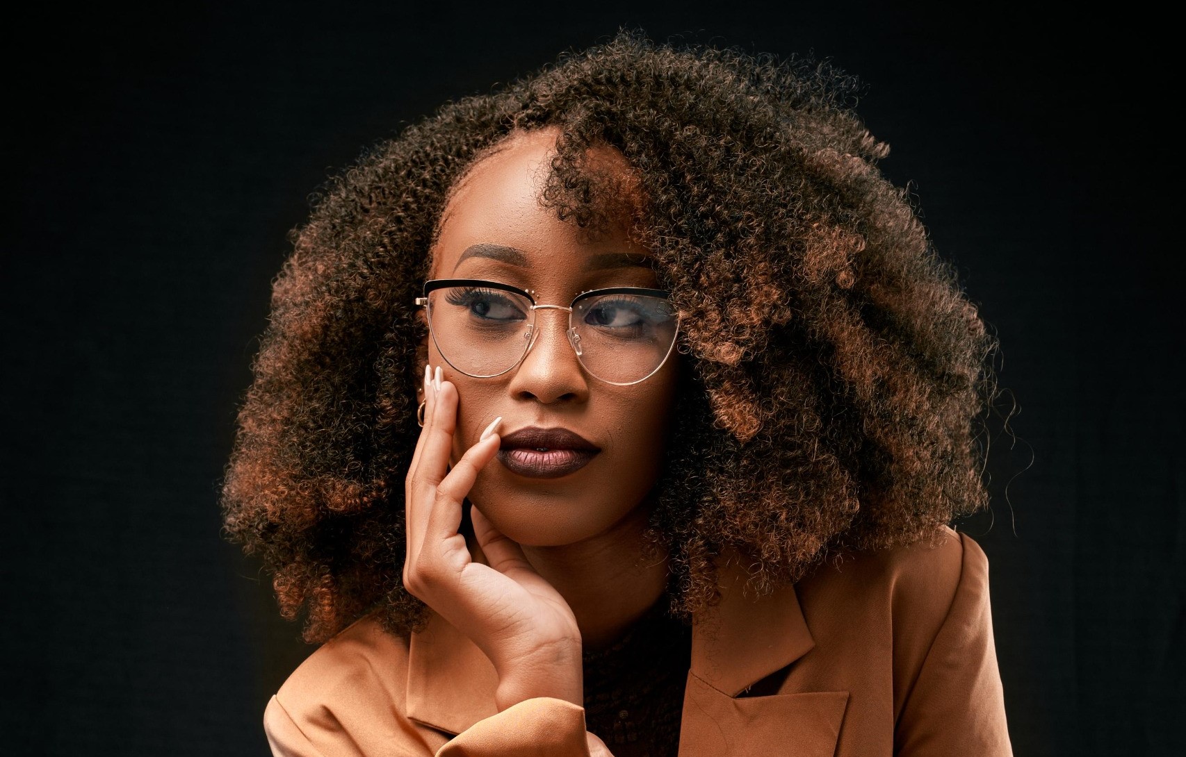 Melony apresenta pela 1ª vez publicamente a EP “Nine Plus Nine” - Moz ...