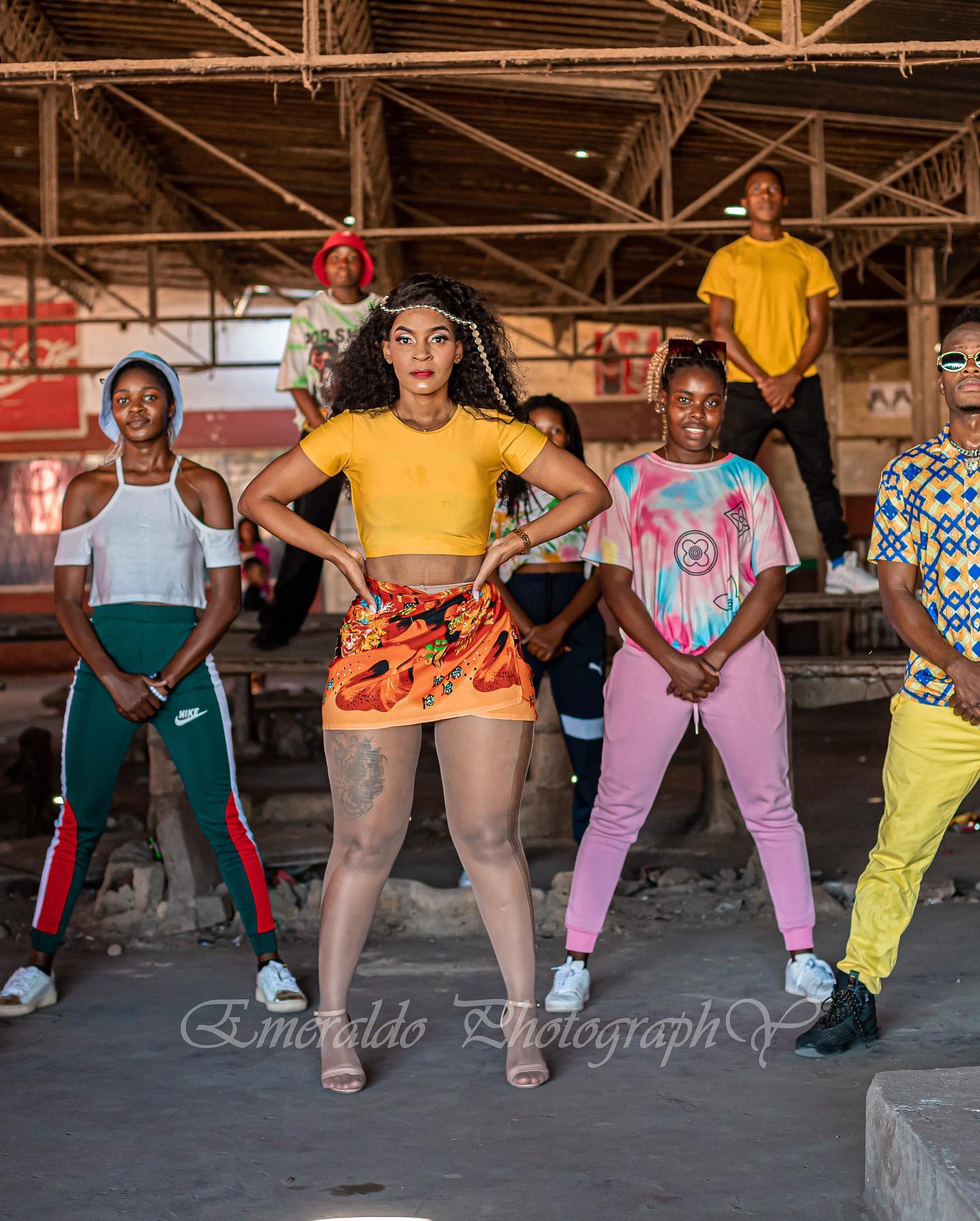 Nanny Jhulson: Uma grande estrela da música moçambicana em ascensão ...