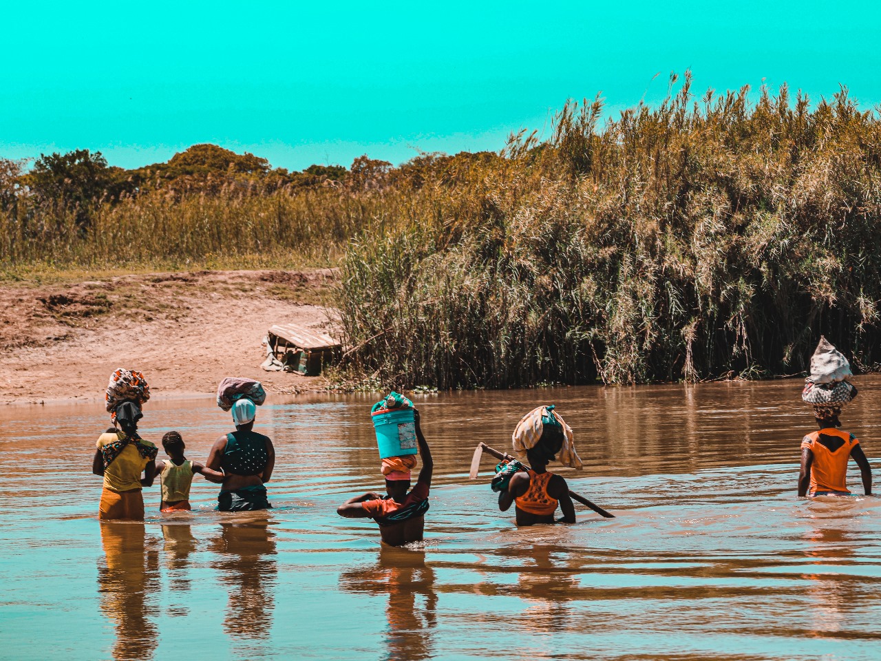 Comunidades Resilientes: A travessia do Rio Komati em busca do sustento ...