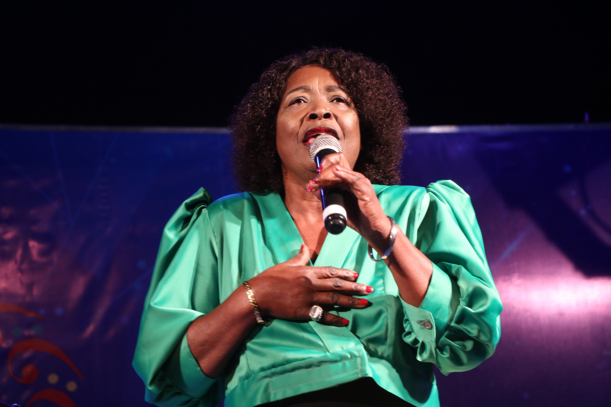 Joana Coana volta à música após 8 anos afastada devido a problemas de ...